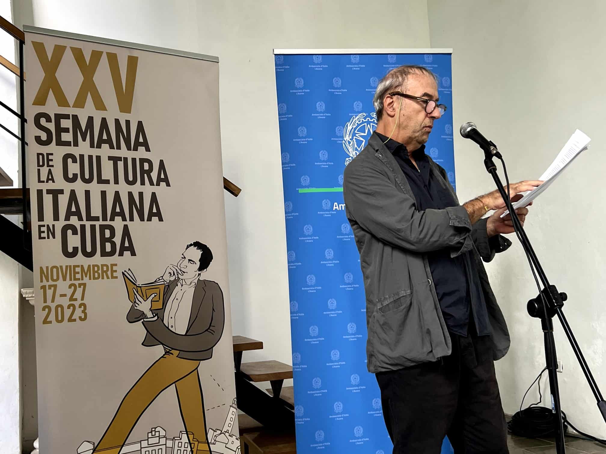 El artista italiano David Riondino rinde homenaje a la obra de Italo ...