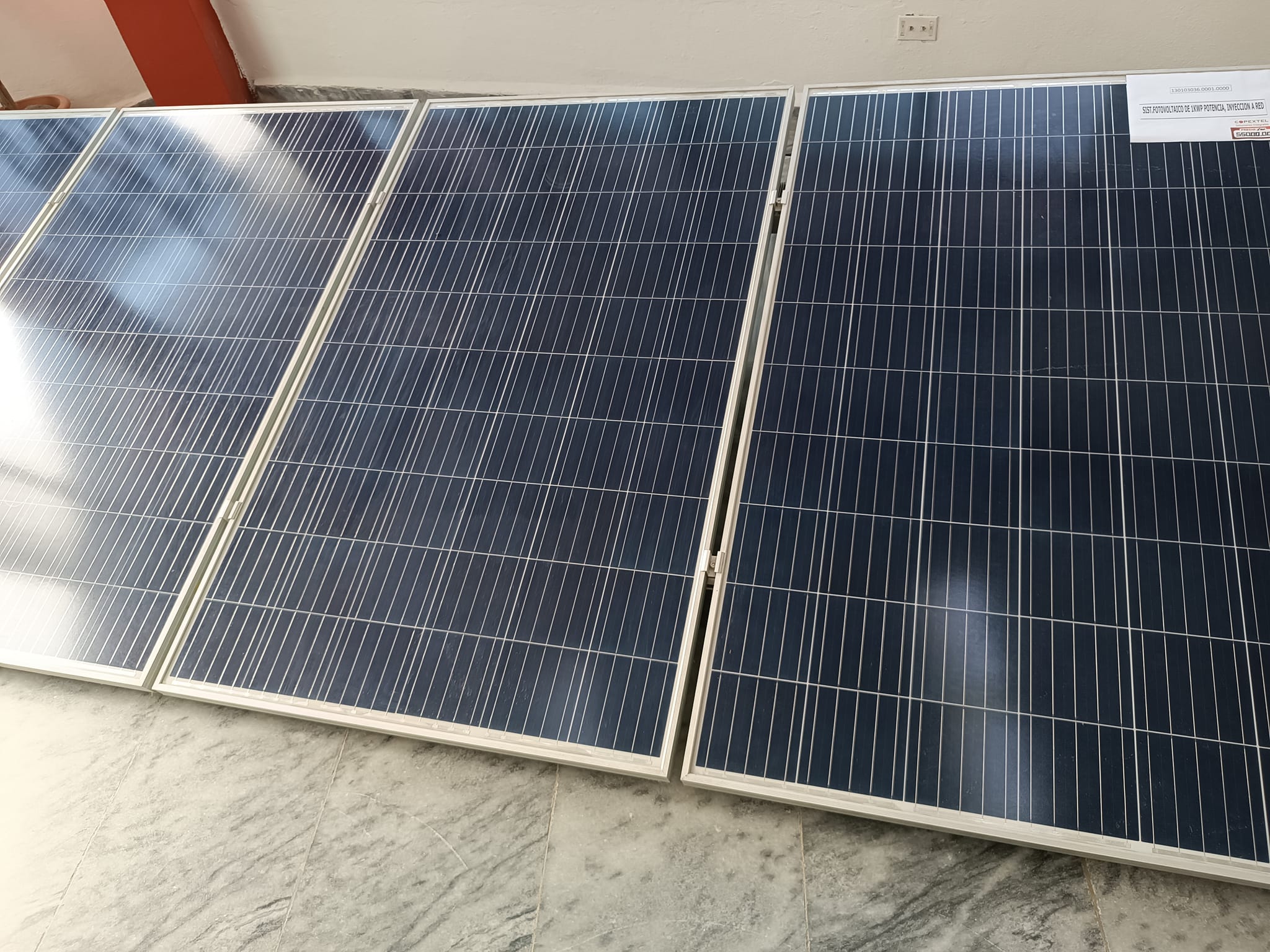 Copextel comercializa paneles solares por más de 500,000 pesos.